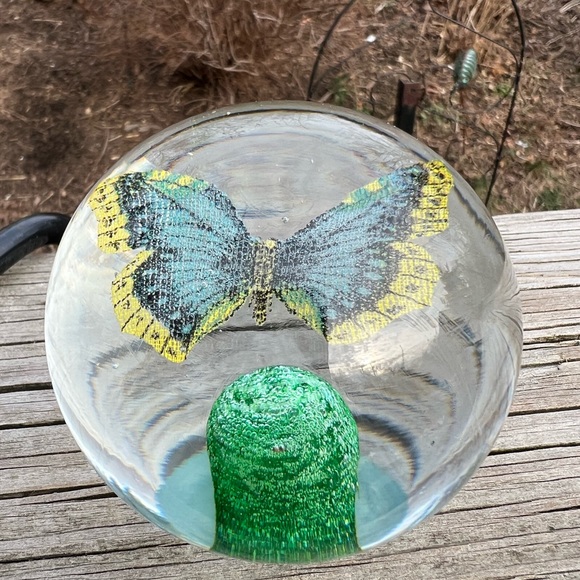 Art | Butterfly Glass Paperweight Few Air Bubbles Preowned | Poshmark